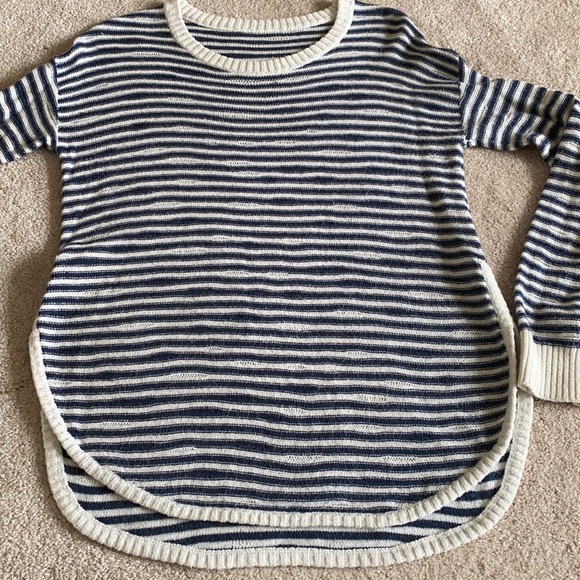 Sweaters | Round Bottom Beautiful Blue White Striped Sweater | Poshmark